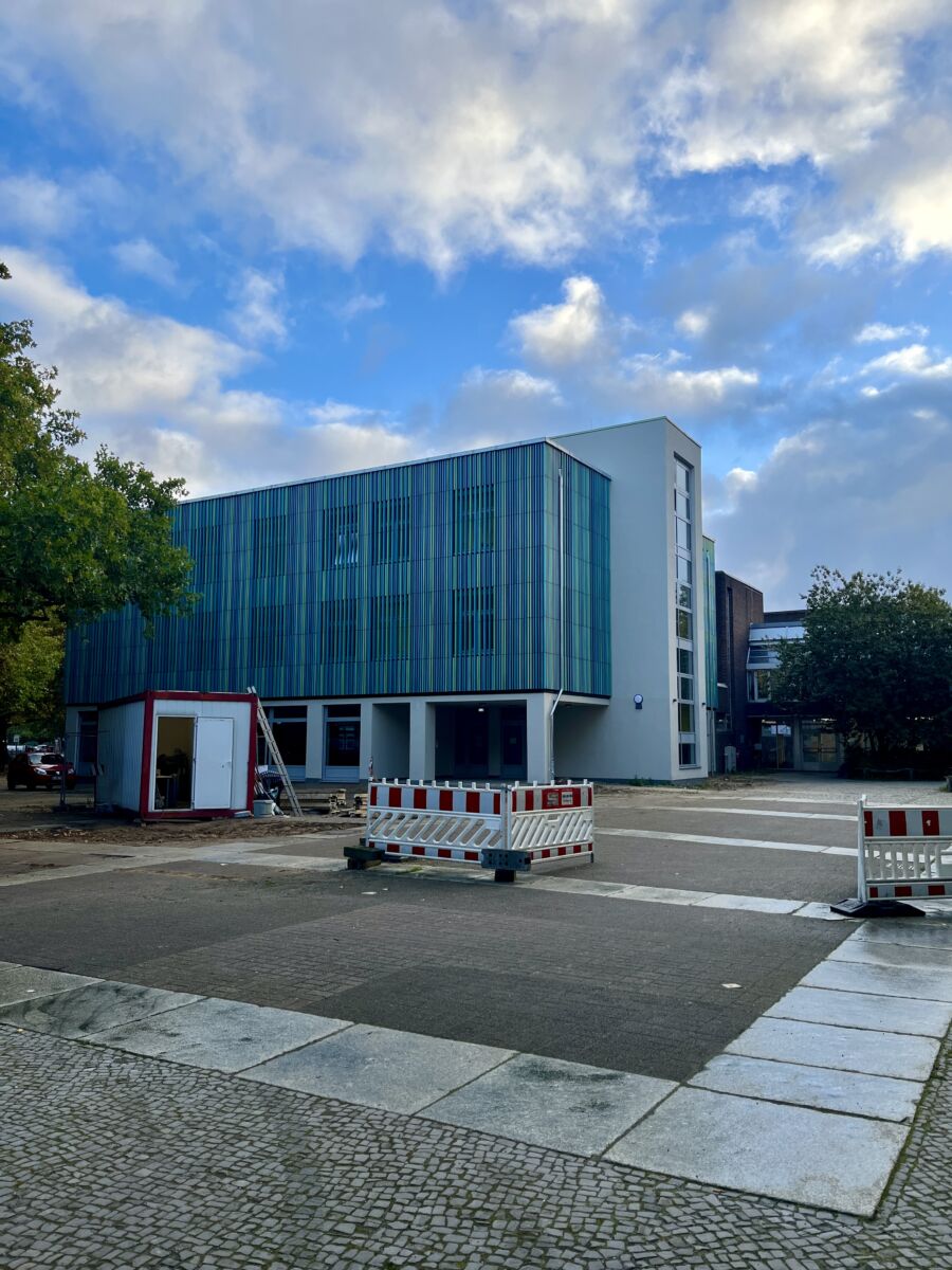 Farewell to the construction fence! Our school finally shows its new ...